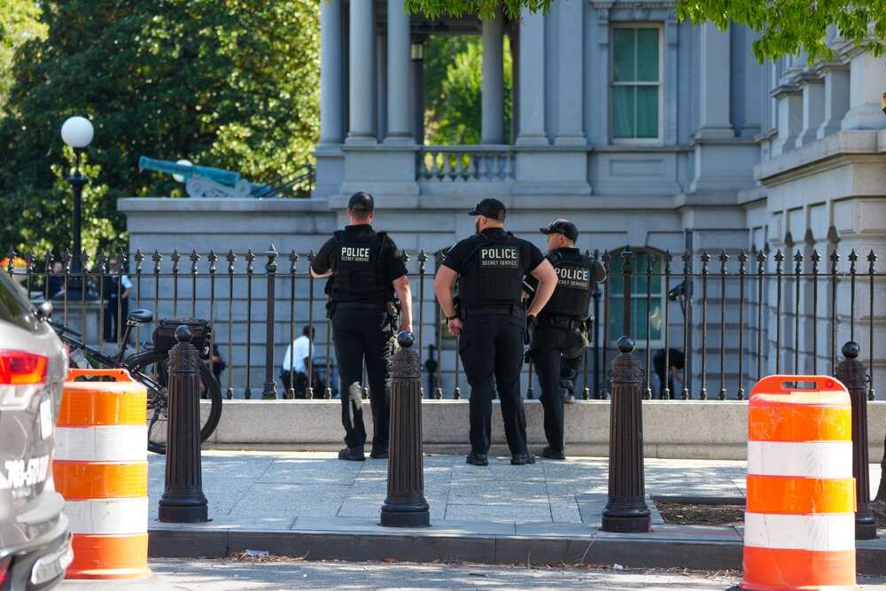 Secret Service Confrontation Near White House: Man with Firearm ...